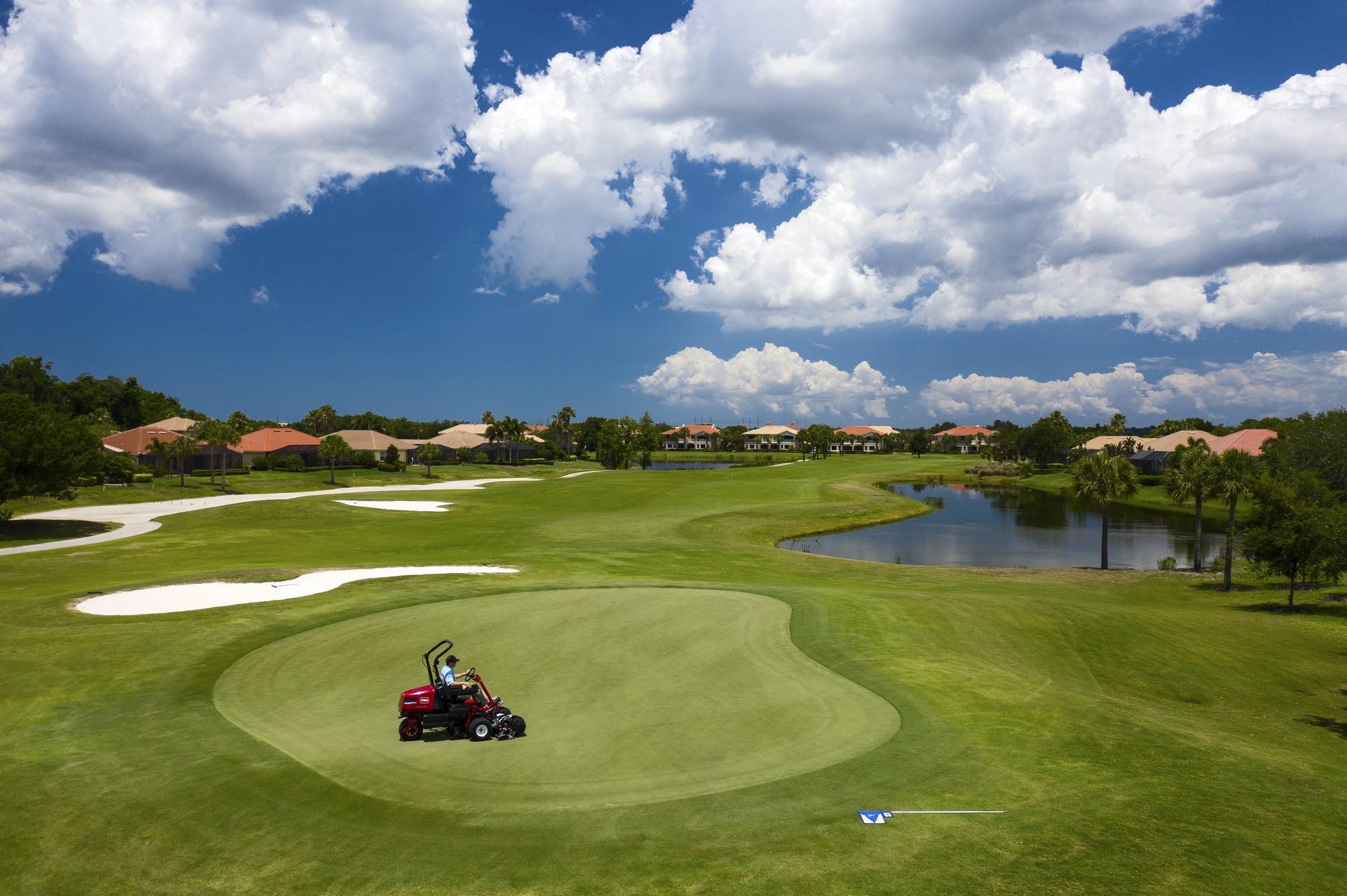 The Best Riding Lawn Mowers for Golf Courses: A Completel Buyers Guide ...