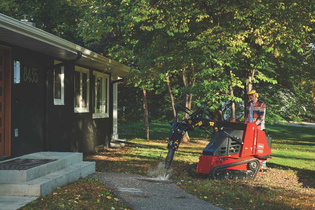 The Toro Dingo: Equipment Overview - Turf Star Western1